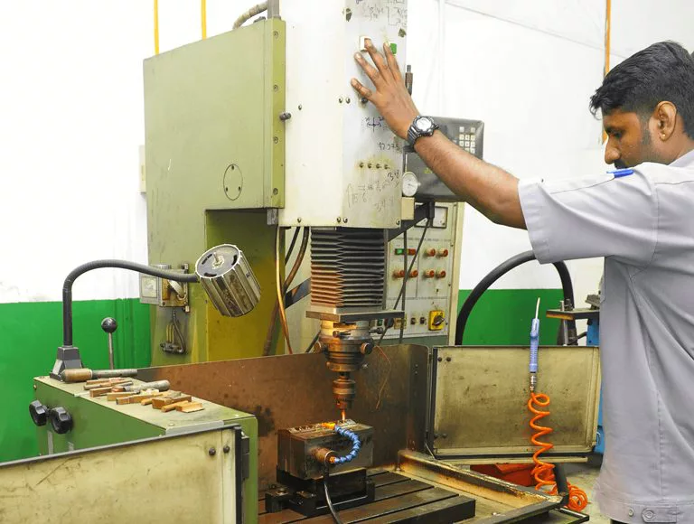 Mold Maintenance - Unipipes