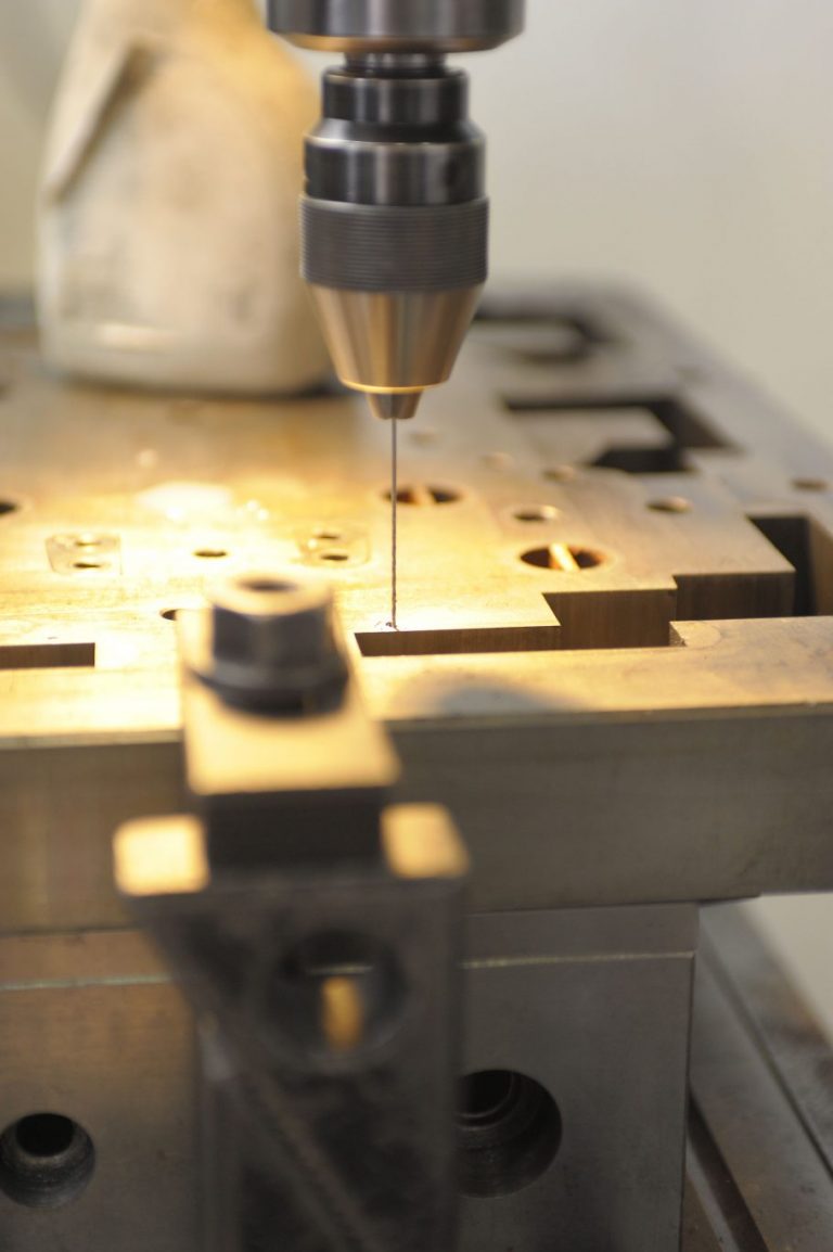 13 Possible Injection Moulding Defects And How To Avoid Them - Unipipes